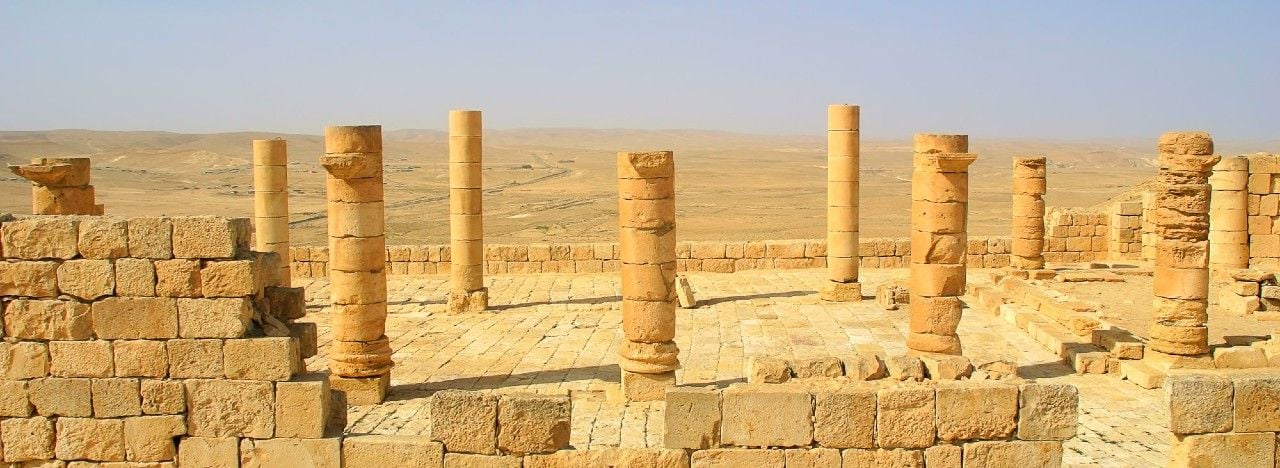 Unearthing Secrets of the Past: 2,500-Year-Old Skeletons Found in Negev ... Unearthing Secrets of the Past: 2,500-Year-Old Skeletons Found in Negev ...